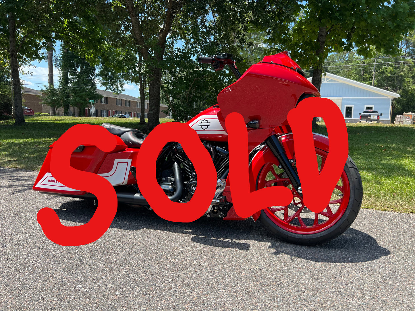 2019 Red Fat Tire Road Glide – Camtech Custom Baggers